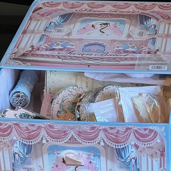 flowerknows | Makeup | Flowerknows Swan Lake Box Gift Set | Poshmark
